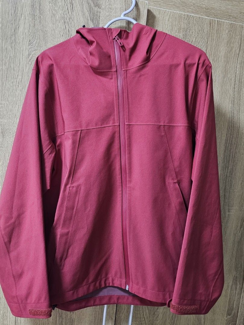 Uniqlo Block Tech Parka, Women's Fashion, Coats, Jackets and Outerwear ...