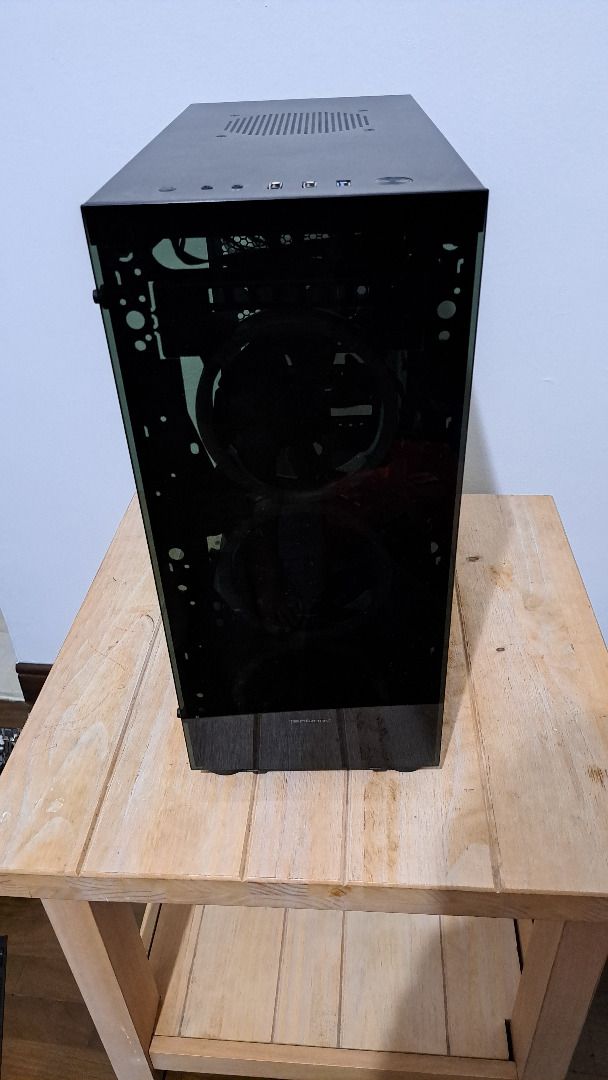 Used Glass and Metal PC case with fans (Tecware Void), Computers & Tech ...