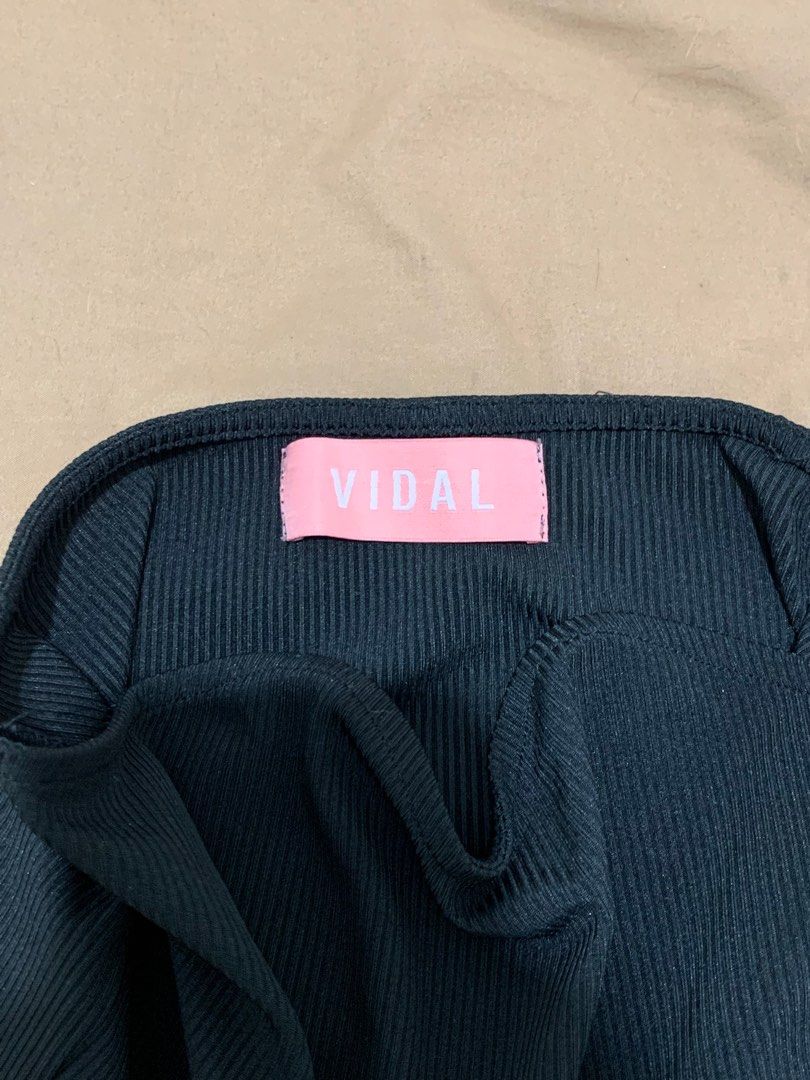 Vidal Black Ribbed Tube Top, Women's Fashion, Tops, Sleeveless on Carousell