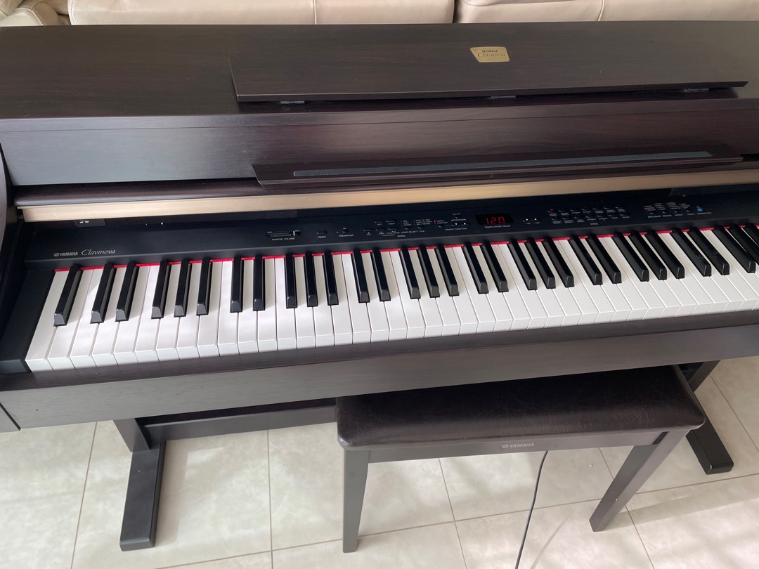 Yamaha CLP-330 digital piano, Hobbies & Toys, Music & Media, Musical Instruments on Carousell