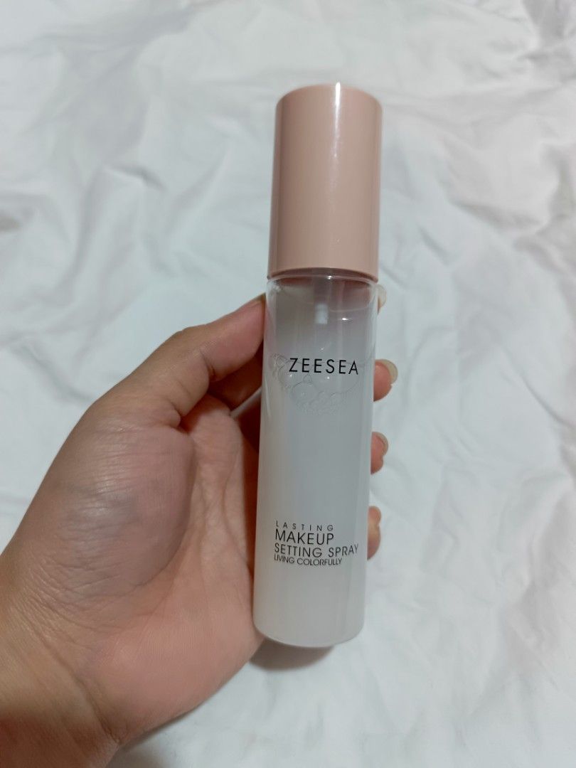 Zeesea make up setting spray, Beauty & Personal Care, Face, Makeup on Carousell