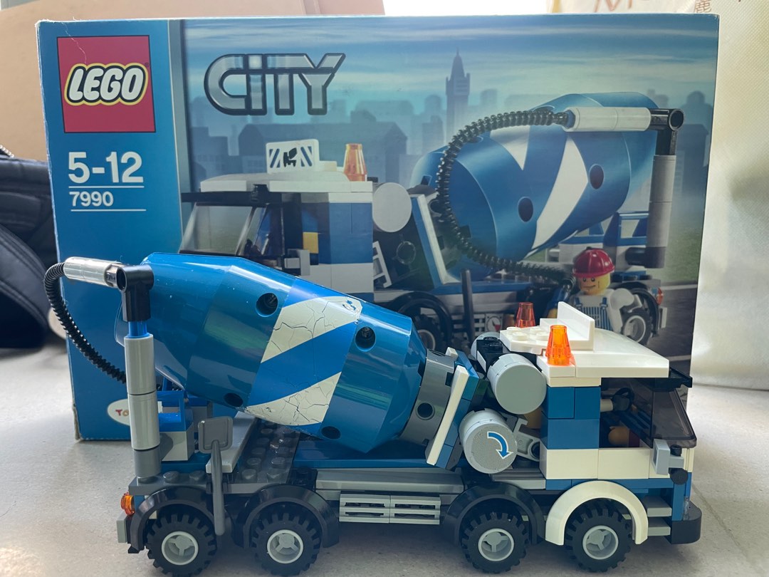 絕版已砌混凝土車 Lego 7990 （有盒及說明書）, 興趣及遊戲, 玩具 & 遊戲類 - Carousell
