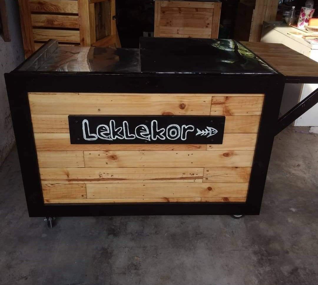 All purpose stall, Furniture & Home Living, Furniture, Shelves ...