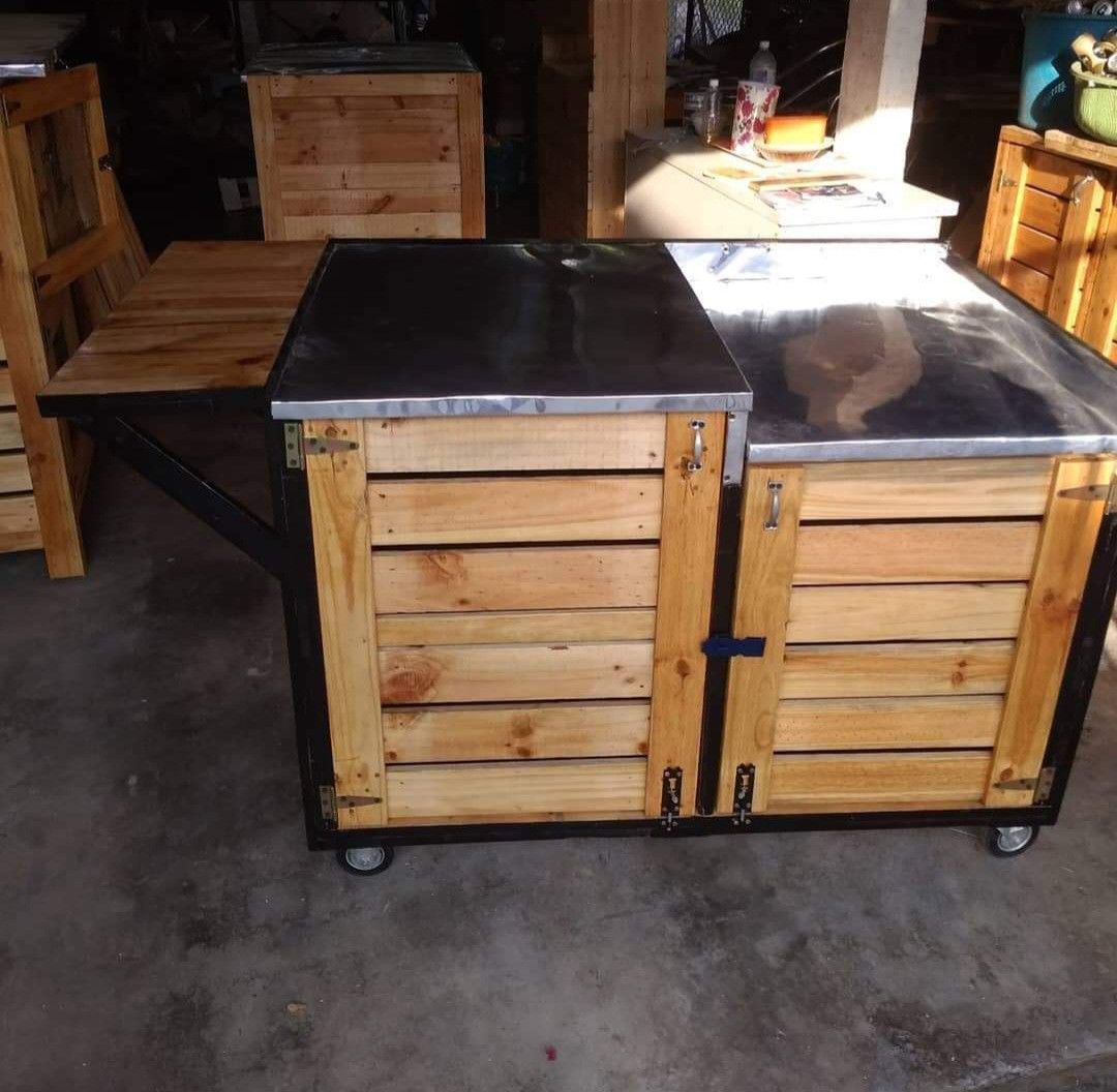 All purpose stall, Furniture & Home Living, Furniture, Shelves ...