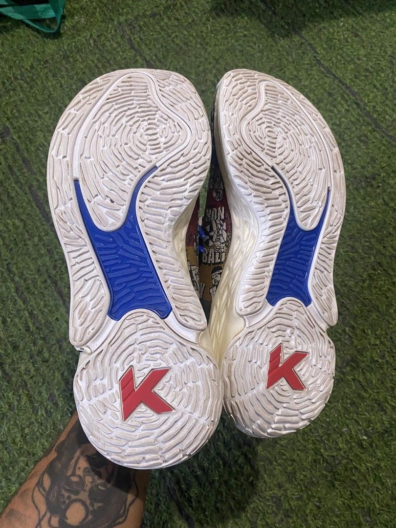 Anta Klay Thompson KT4 Sneakerhead, Men's Fashion, Footwear, Sneakers on Carousell