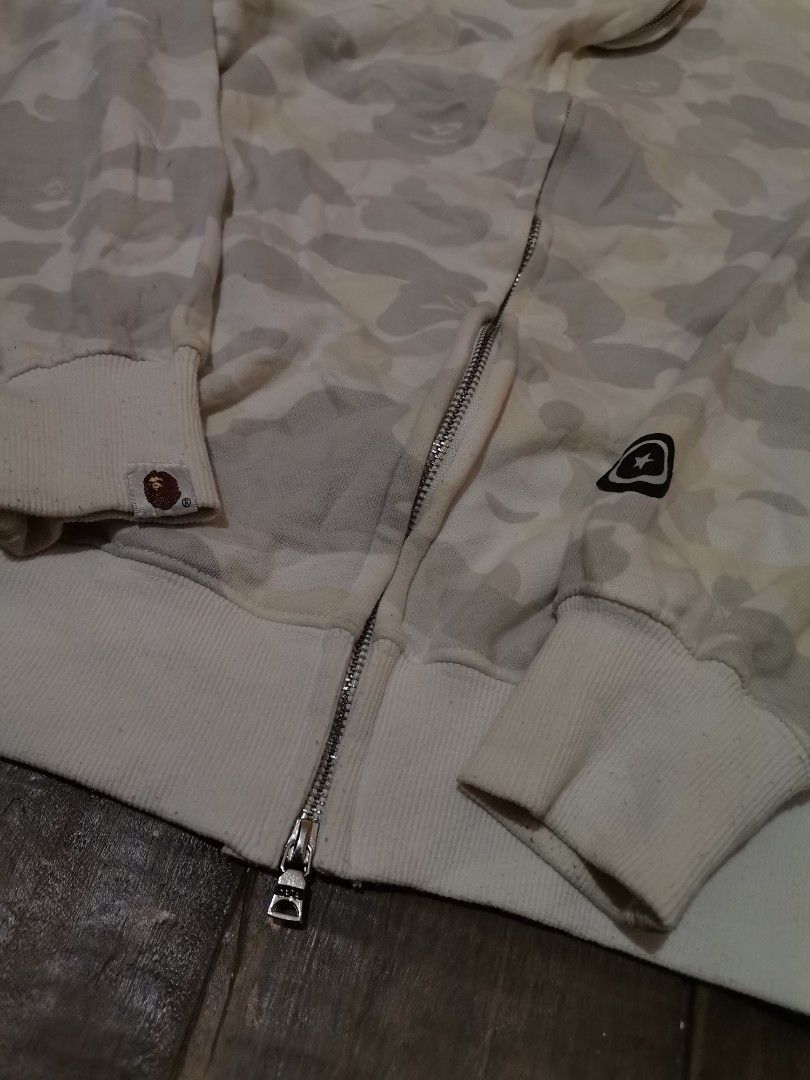 BAPE SNOW CAMOUFLAGE, Men's Fashion, Coats, Jackets and Outerwear on ...