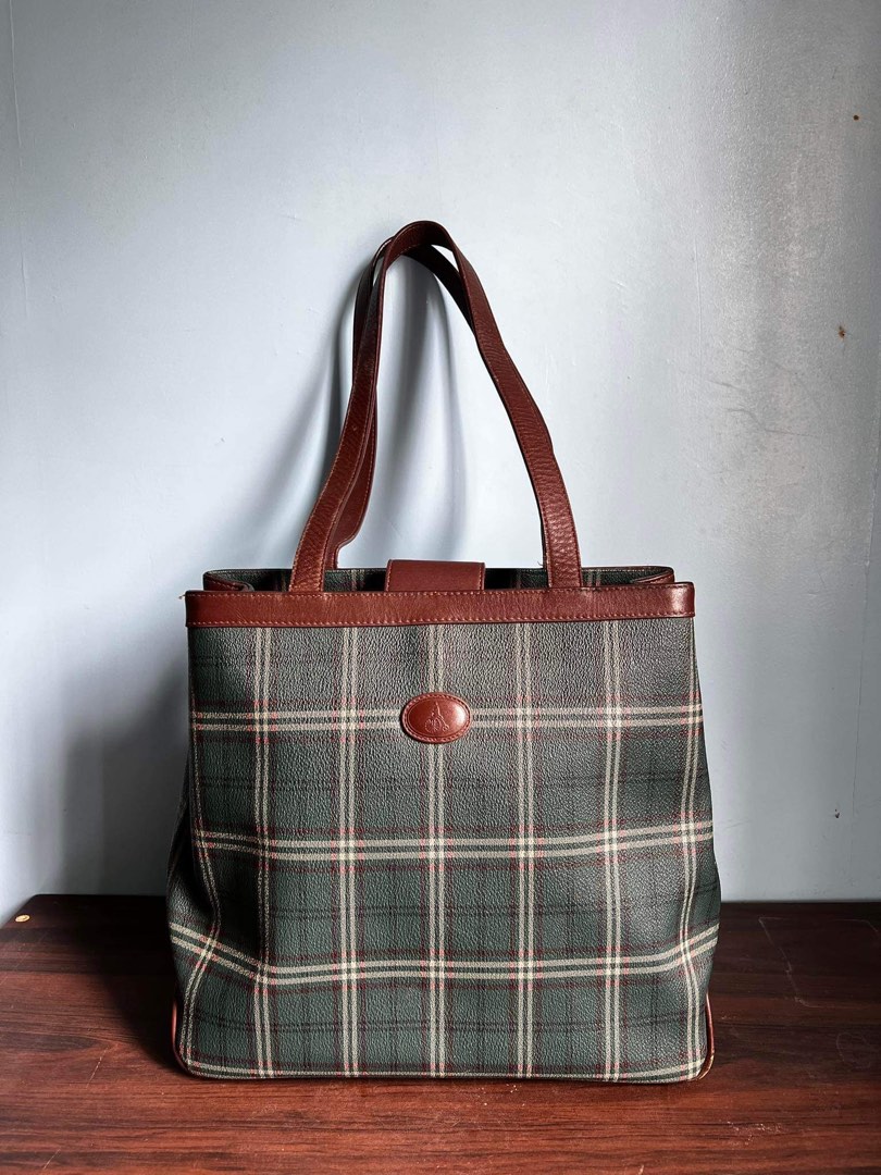 BEANPOLE SHOULDER BAG, Luxury, Bags & Wallets on Carousell