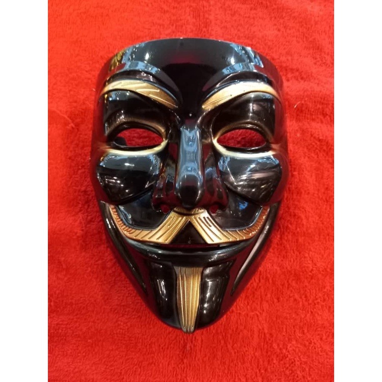 Black V for Vendetta Hacker Theme Cosplay Wearable Mask, Hobbies & Toys ...