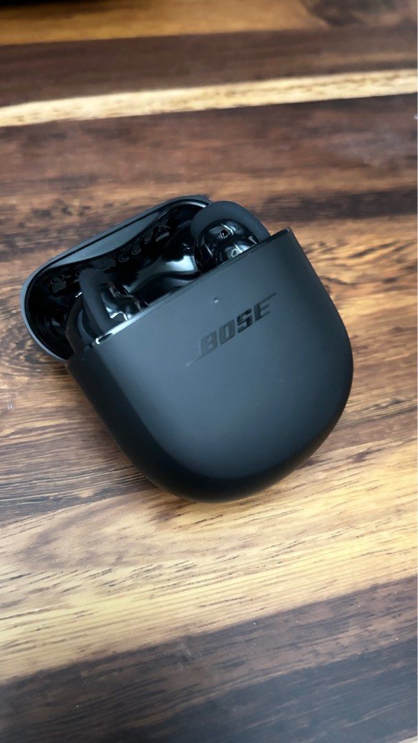 Bose QuietComfort 2 earbuds QC 2 Black, Audio, Earphones on Carousell