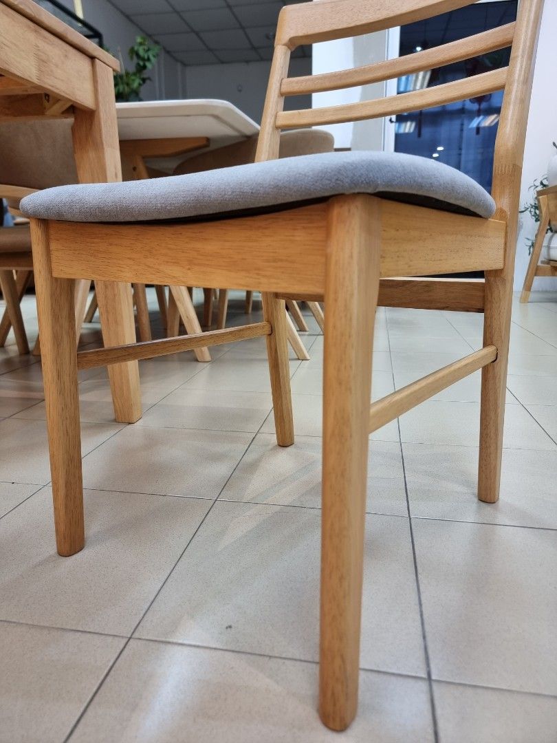 [2 units Brand New, Offer] Dining Chair, Kerusi Makan Kayu Getah - Full ...