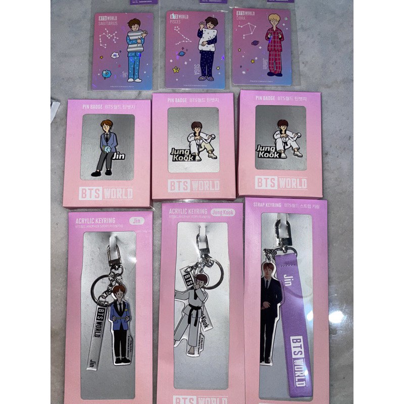 BTS WORLD OFFICIAL MERCHANDISE, Hobbies & Toys, Memorabilia ...