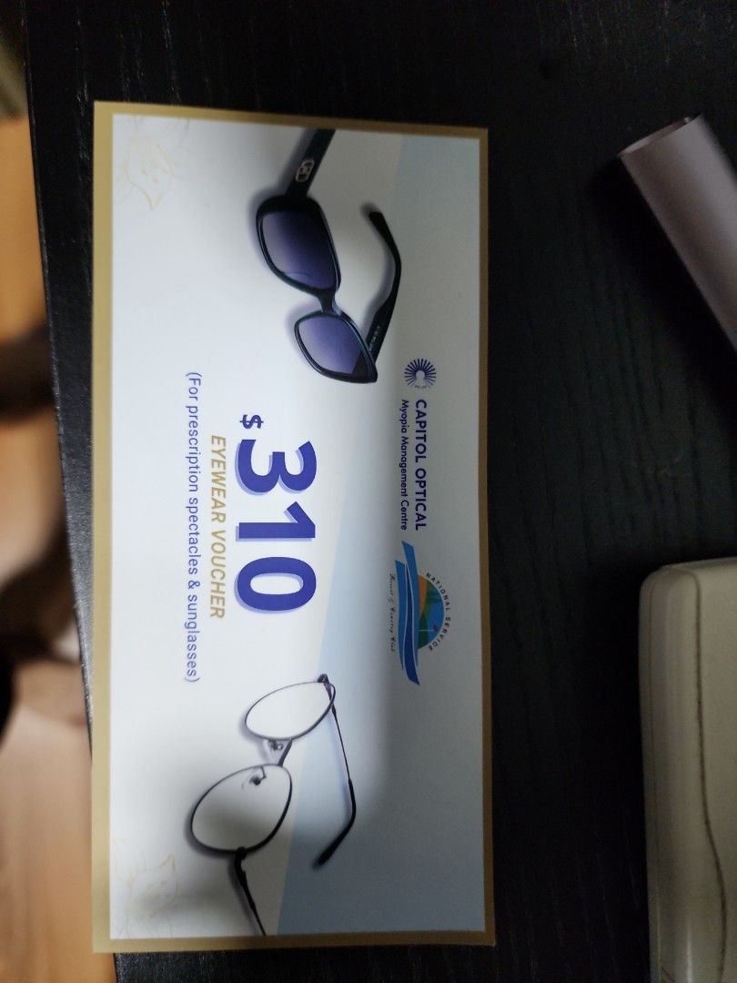 Capitol optical voucher 300, Tickets & Vouchers, Vouchers on Carousell