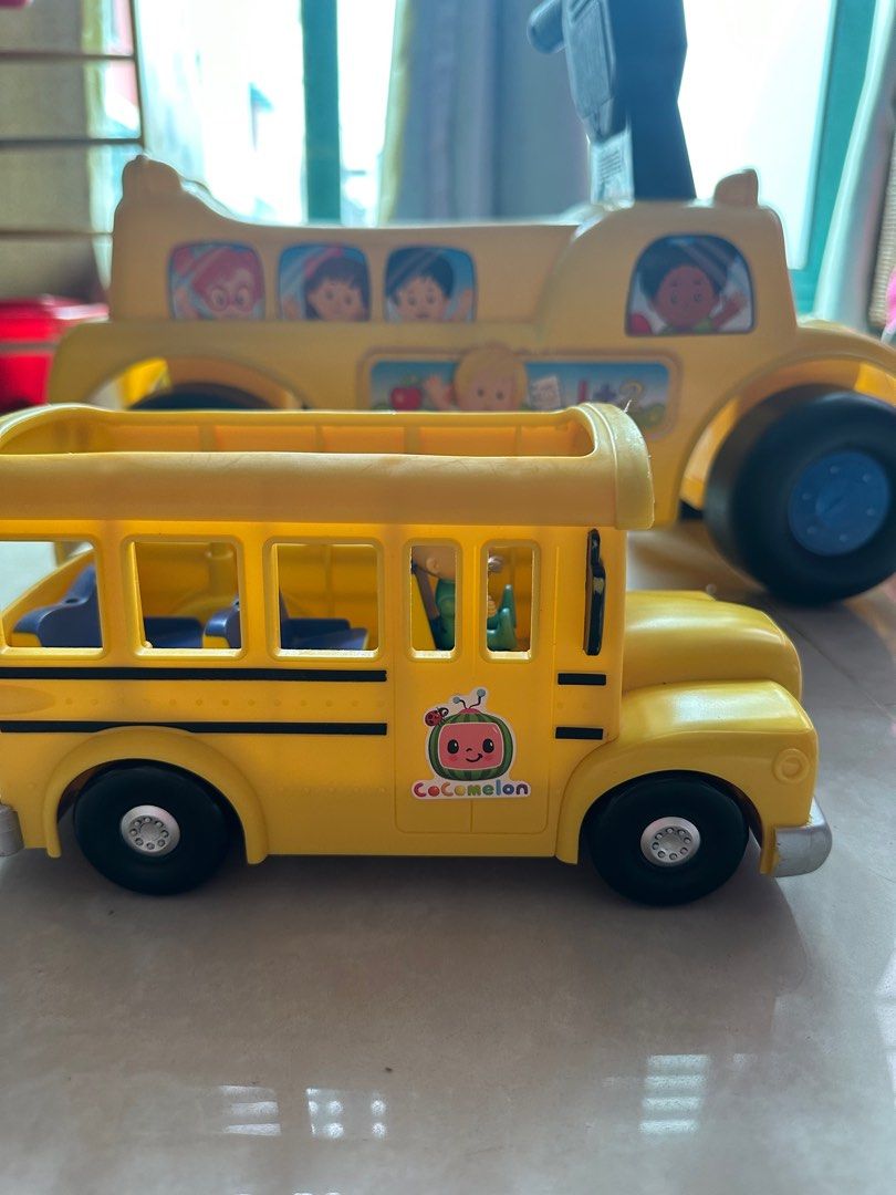Cocomelon musical School bus / wheels on the bus song, Hobbies & Toys ...