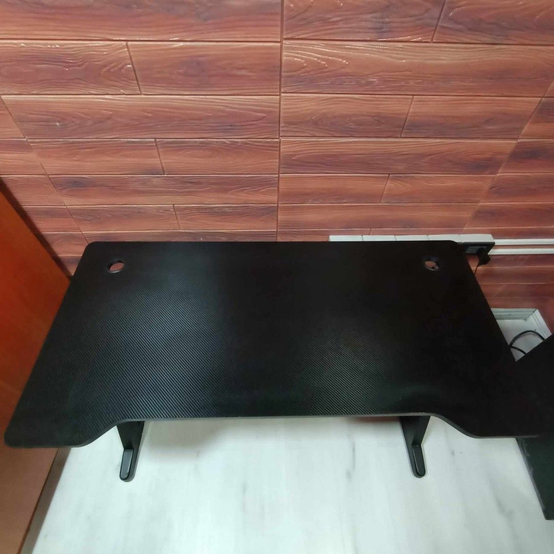 Computer Table, Computers & Tech, Parts & Accessories, Other ...