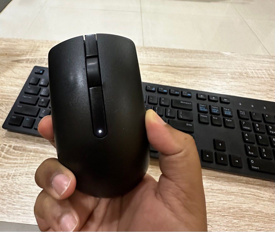 Dell Wireless Keyboard Mouse Computers And Tech Parts And Accessories Computer Keyboard On Carousell