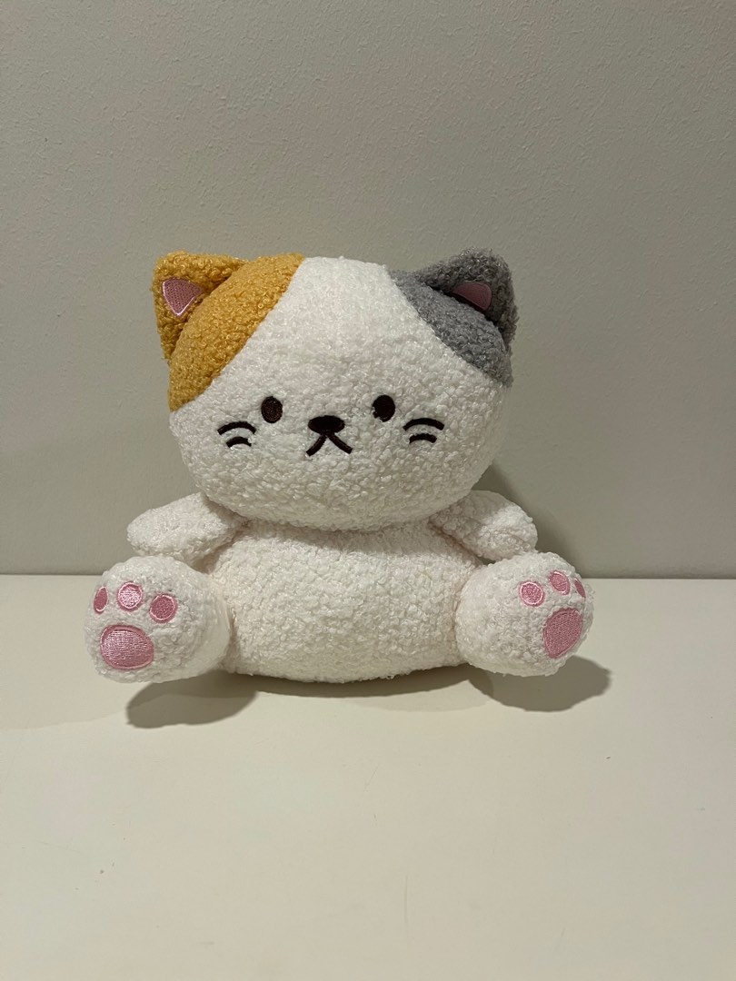Fun claw Cat soft toy, Hobbies & Toys, Toys & Games on Carousell