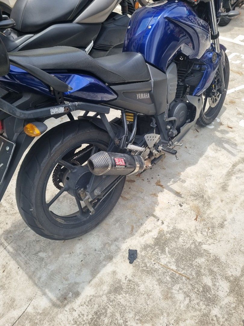 Fz16 pipe yoshimura legal with cert, Motorcycles, Motorcycle ...