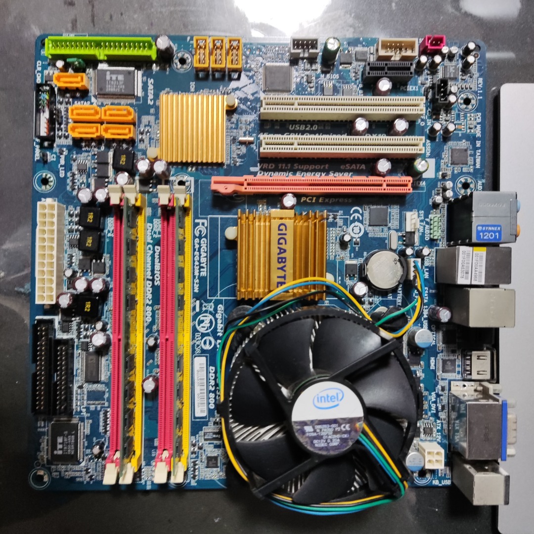 Gigabyte GA-EG43M-S2H (有背板) + E8500 CPU + 4G DDR2 RAM, 電腦＆科技, 桌上電腦 ...