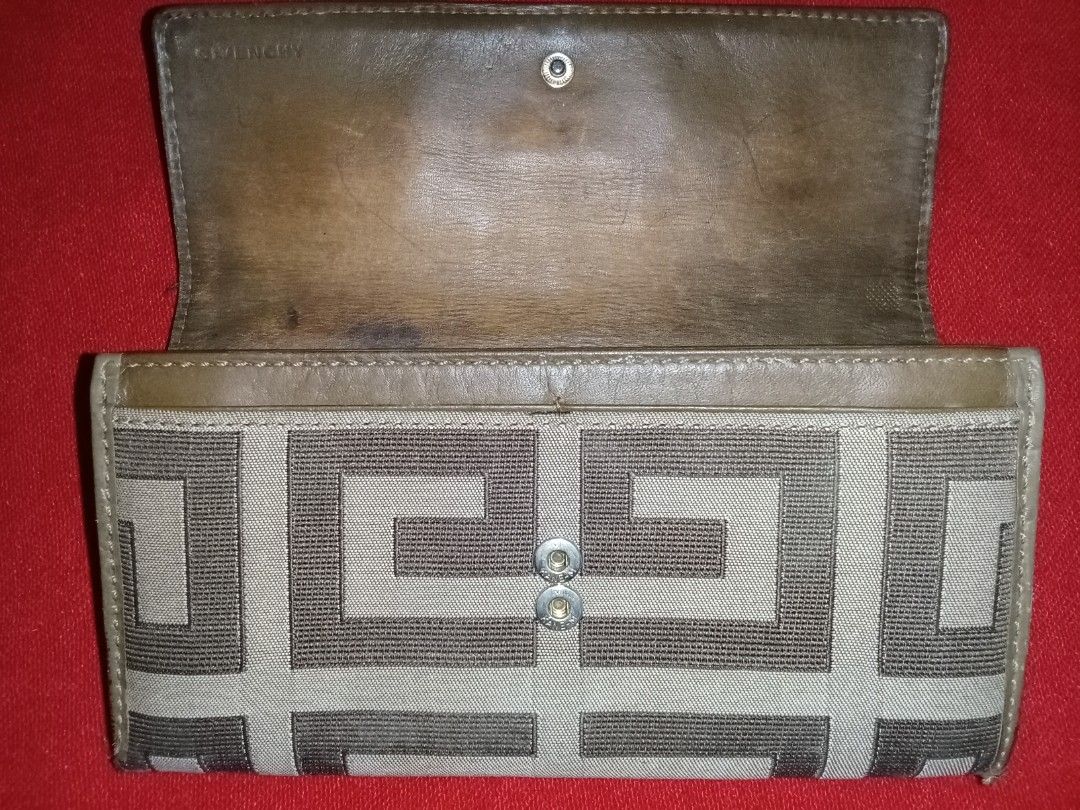 GIVENCHY MONOGRAM, Women's Fashion, Bags & Wallets, Wallets & Card ...