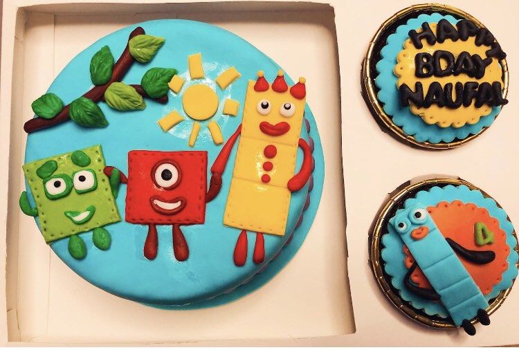 Halal Bento Cake, Food & Drinks, Homemade Bakes on Carousell