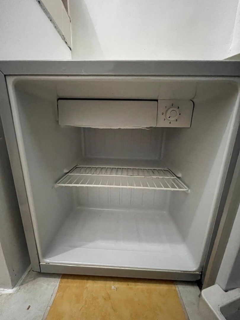 HANABISHI MINI REF, TV & Home Appliances, Kitchen Appliances ...