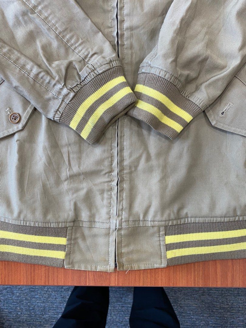 Khakis Jacket, Men's Fashion, Coats, Jackets and Outerwear on Carousell