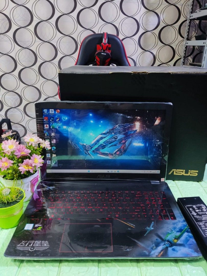 Laptop asus rog wae thunder, Elektronik, Komputer, Laptop di Carousell