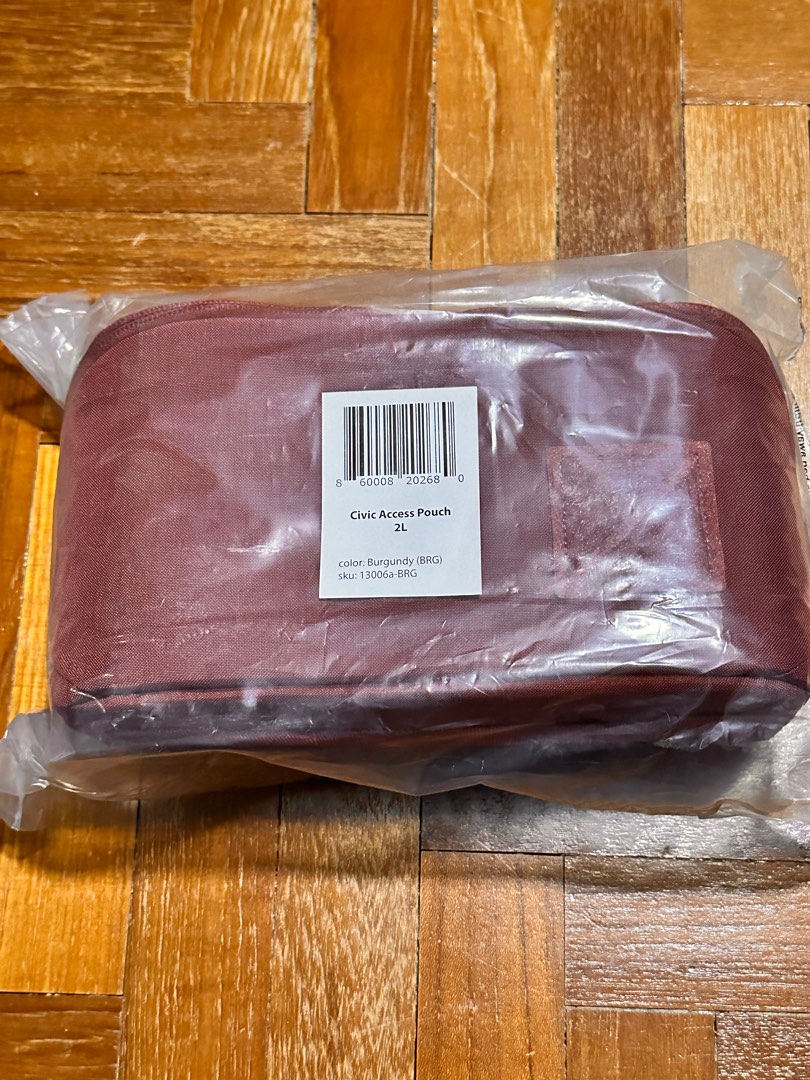Evergoods Civic Access Pouch 2L (CAP2) - Burgundy, Men's Fashion, Bags ...