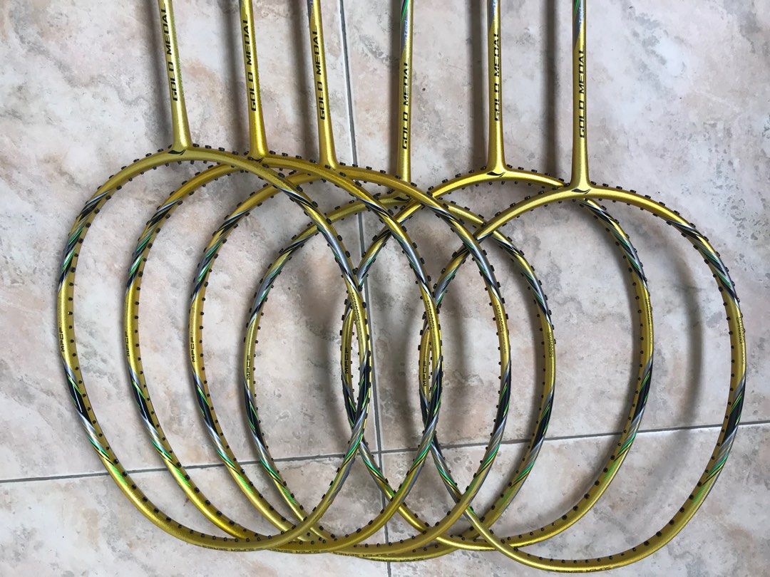 Li-Ning Gold Metal Badminton Racquet, Sports Equipment, Sports & Games ...