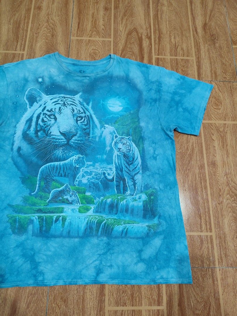 LIQUID BLUE WHITE TIGER, Men's Fashion, Tops & Sets, Tshirts & Polo ...