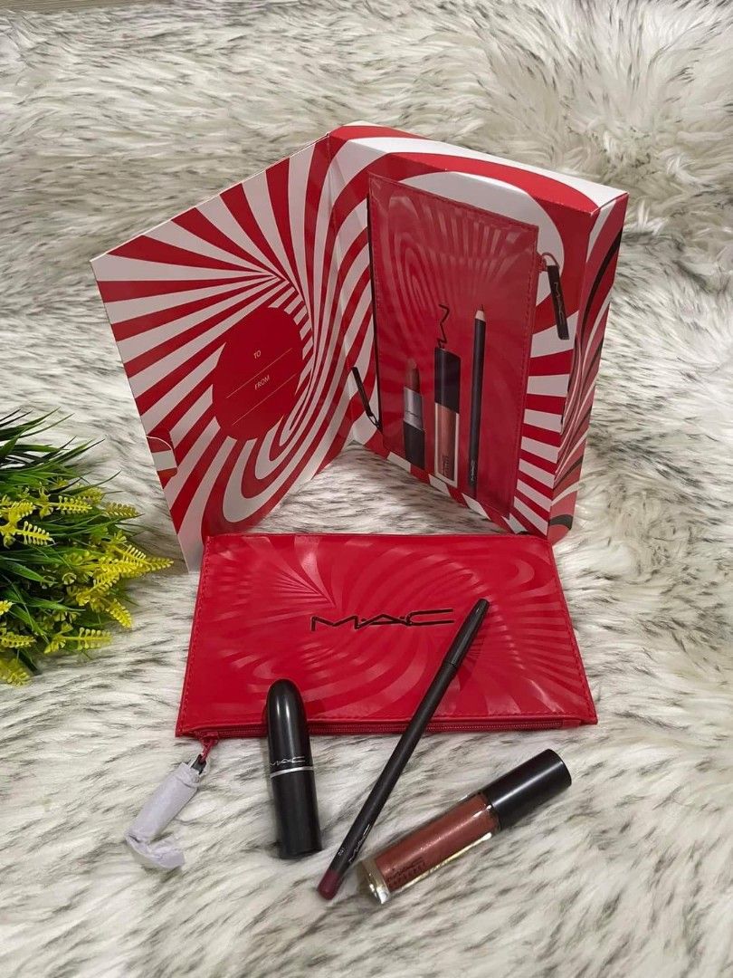 MAC Lip Kit Gift Set, Beauty & Personal Care, Face, Makeup on Carousell