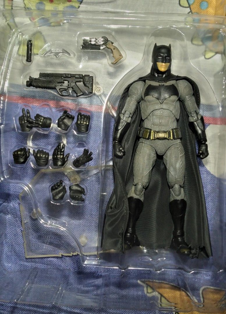 Mafex BVS Batman (Authentic), Hobbies & Toys, Toys & Games on Carousell