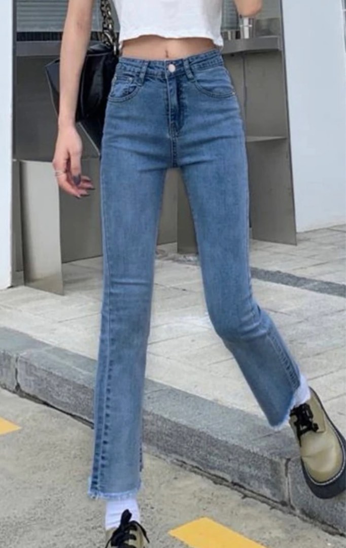 Maong Washed Flare Jeans, Women's Fashion, Bottoms, Jeans on Carousell