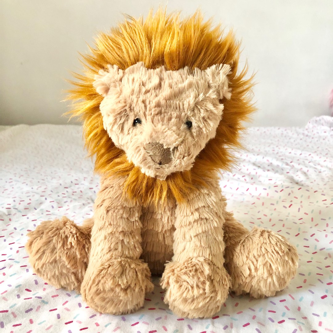 Medium Jellycat Fuddle wuddle lion, Hobbies & Toys, Toys & Games on ...