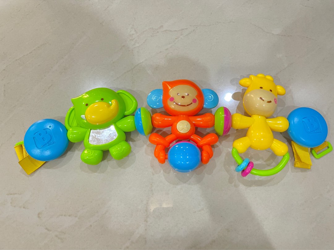 Monkey stroller toys, Bayi & Anak, Mainan & Baby Walker di Carousell