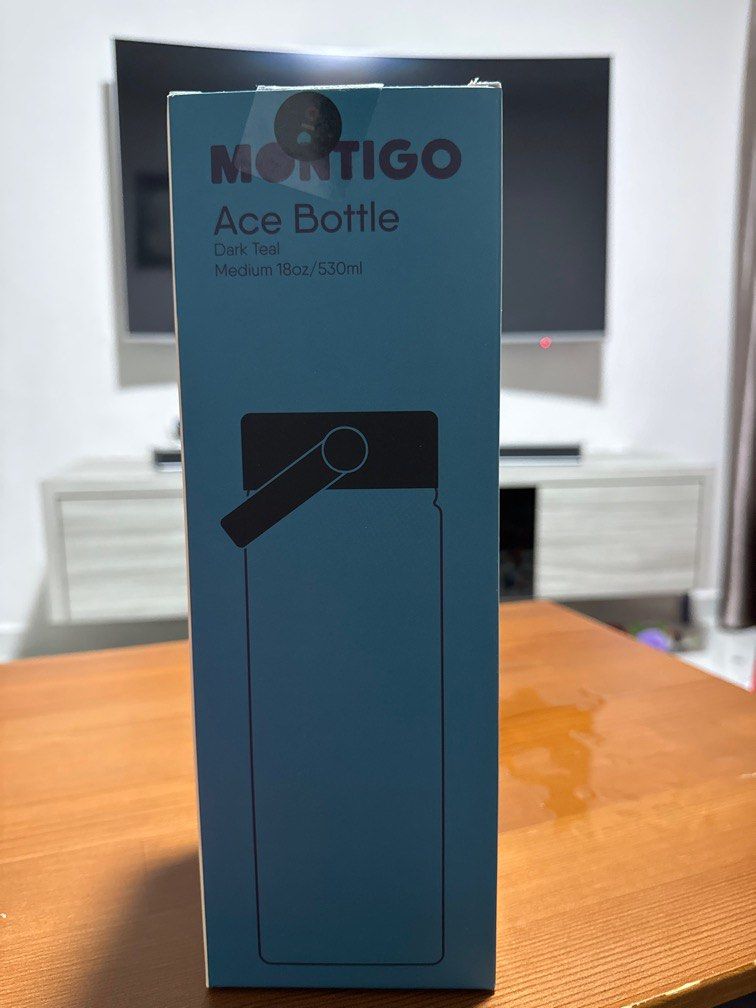 Montigo ace bottle (Medium), Furniture & Home Living, Kitchenware & Tableware, Water Bottles ...