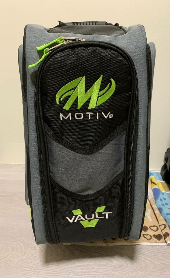 Motiv Vault 2-ball Roller Bowling Bag, Sports Equipment, Sports & Games ...