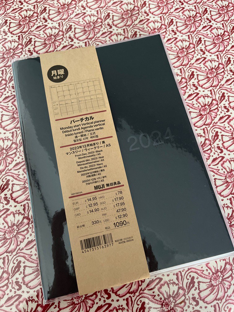 Muji Vertical Planner A5 size, Hobbies & Toys, Stationery & Craft ...