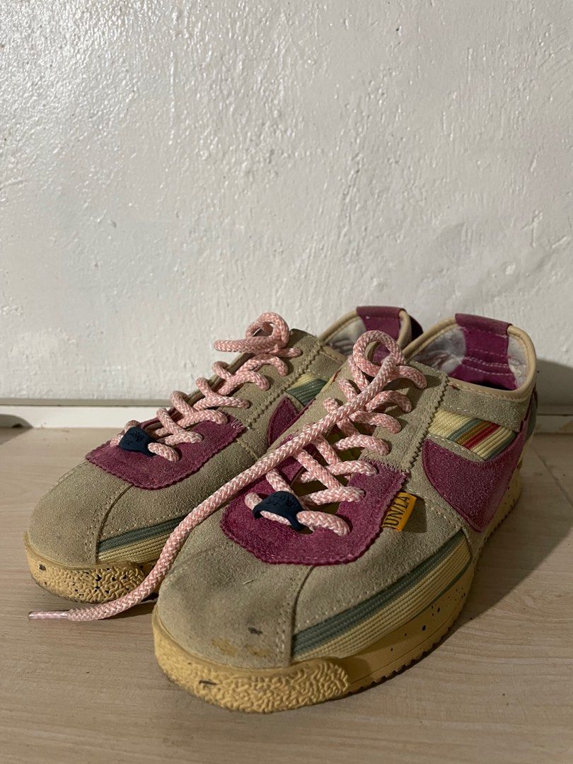 Nike unla size 38, Fesyen Wanita, Sepatu di Carousell