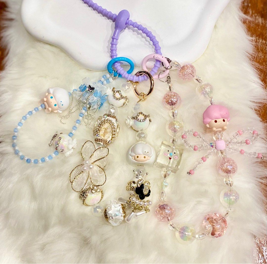 ONLY $29.90 PER BUNDLE! Popmart Dimoo Sweet Bean Fun Bundle Detachable ...