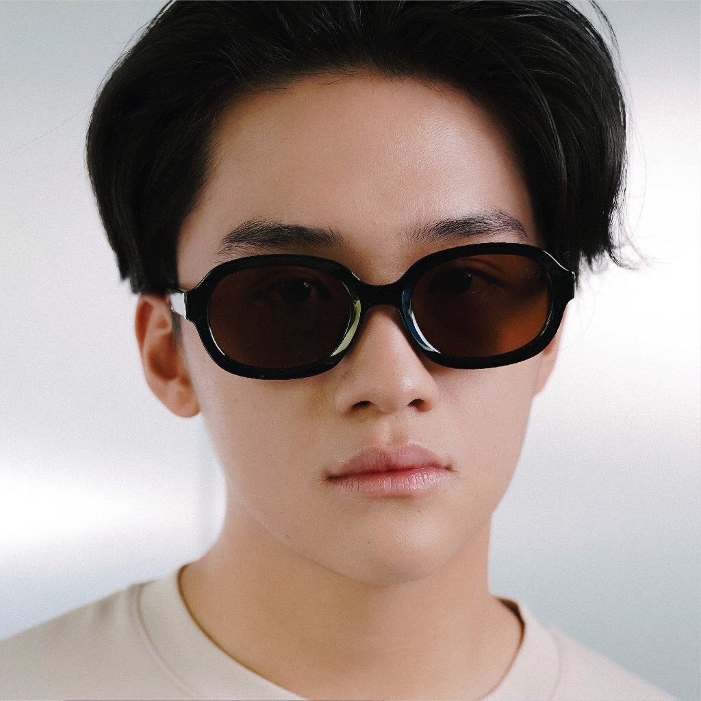 Oval korean sunglasses unisex tea black frame hitam brown lens, Fesyen ...