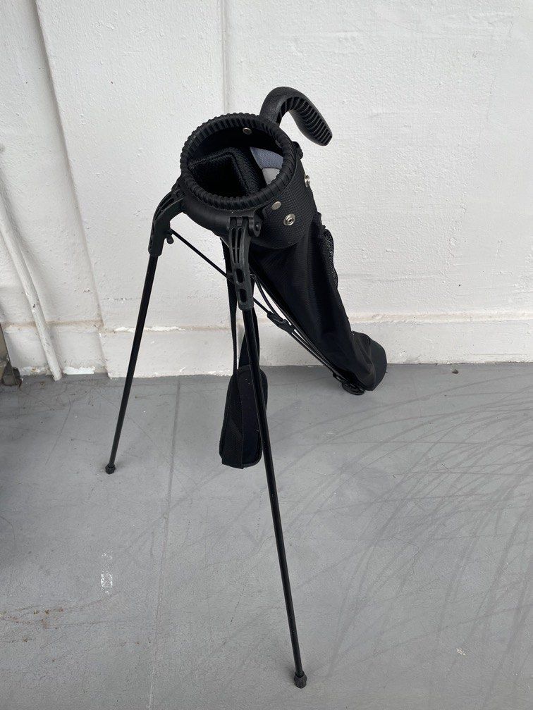 PGM golf Stand bag, Sports Equipment, Sports & Games, Golf on Carousell