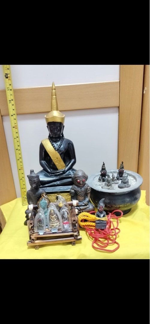 Phra Gan Set, Hobbies & Toys, Memorabilia & Collectibles, Religious ...