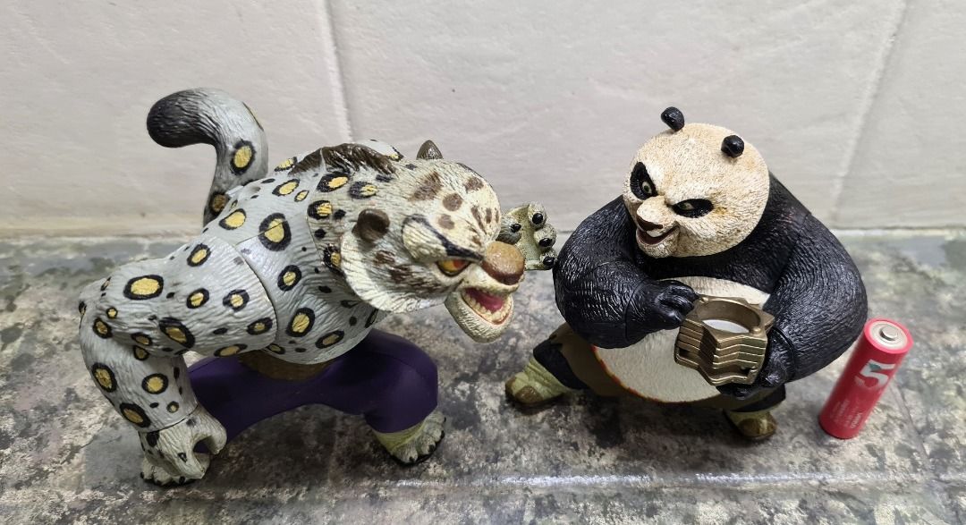 PO VS TAI LUNG - 2008 DreamWorks Animation KUNG FU PANDA Action Figures ...
