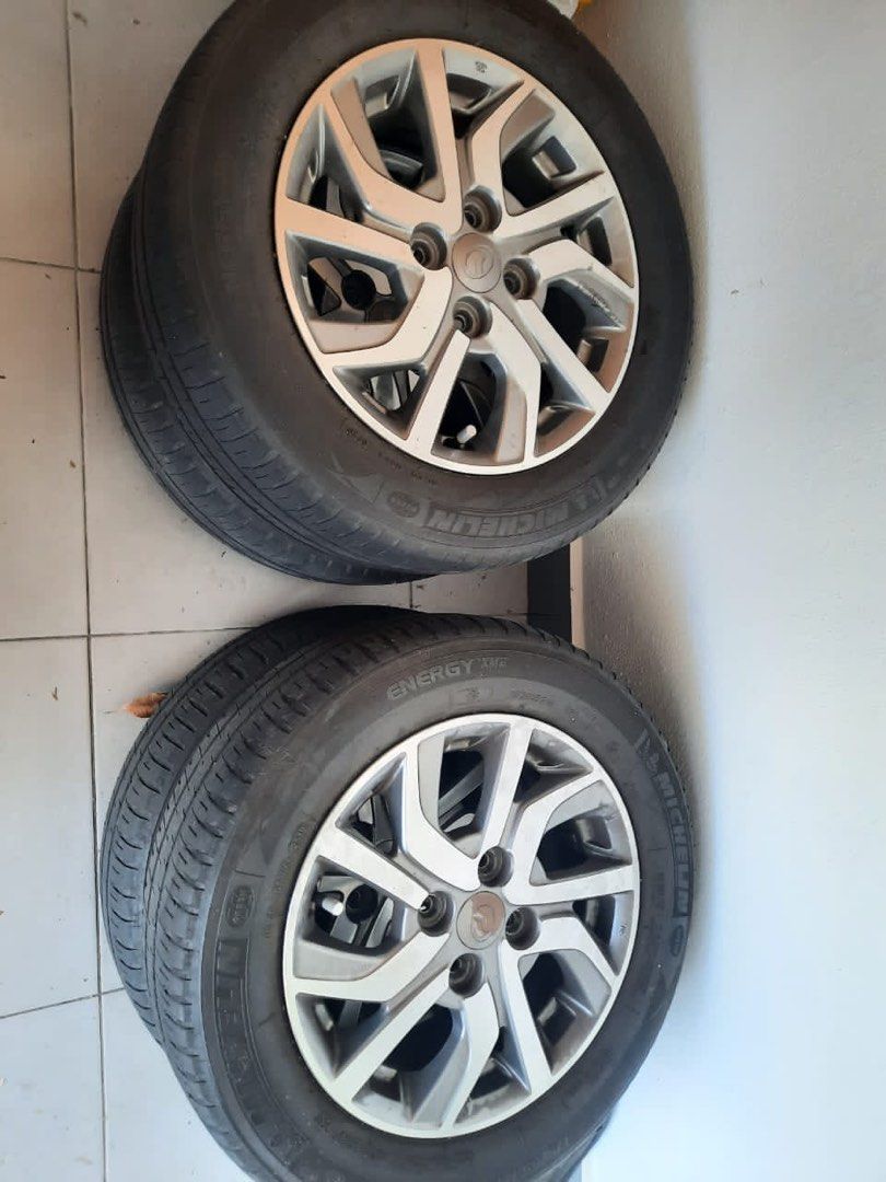 Rim Original Bezza Advance, Auto Accessories on Carousell