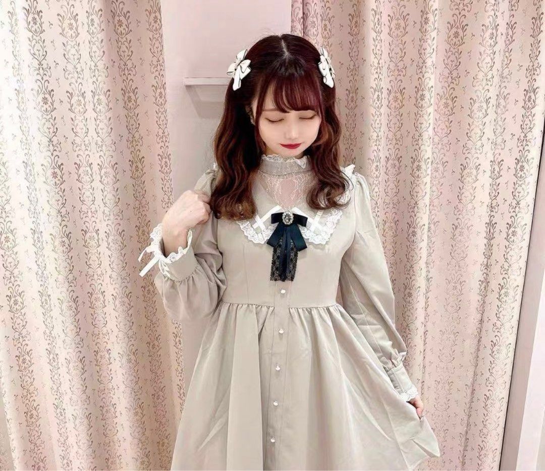 ROJITA 地雷系 量產型 日本牌子 女生 連身裙, 女裝, 連身裙 & 套裝, 連身裙 - Carousell