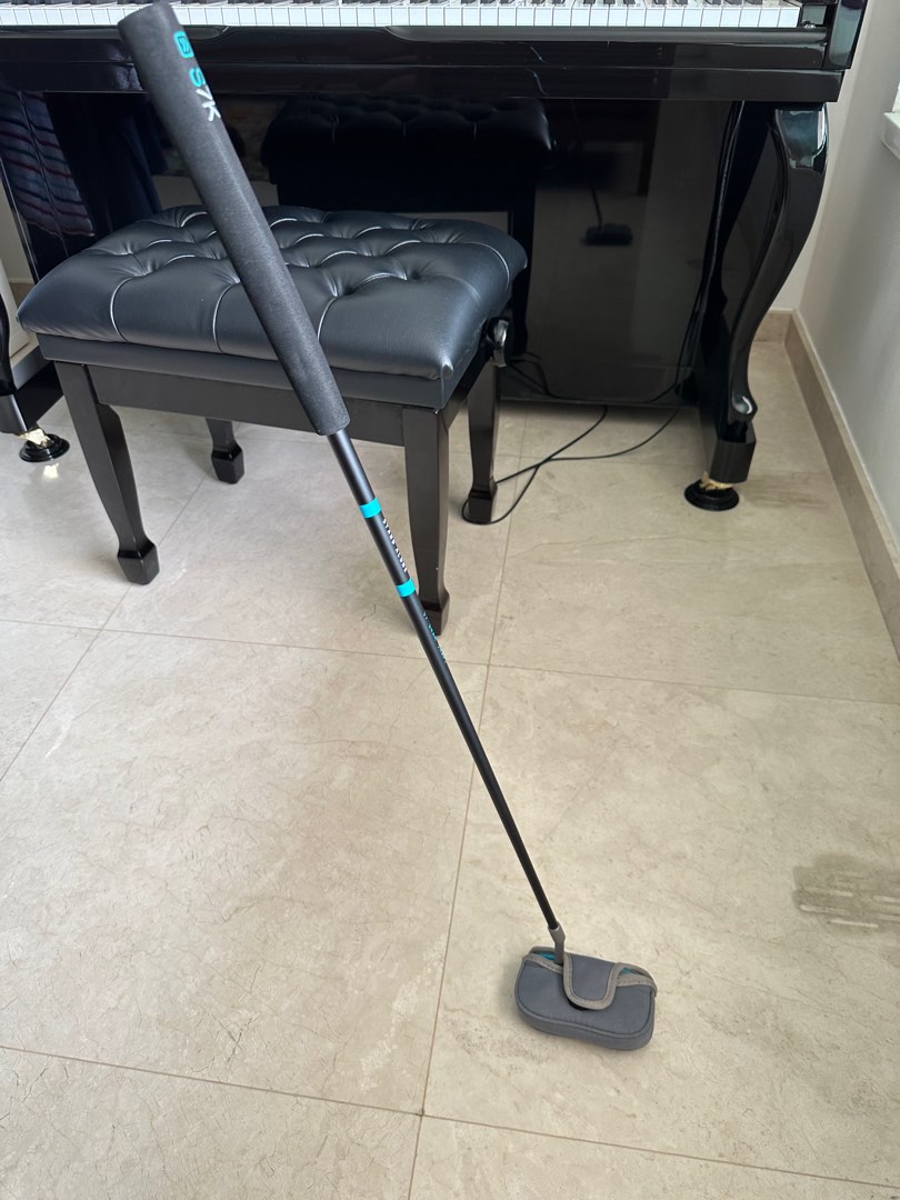 S7K stand alone putter, Sports Equipment, Sports & Games, Golf on Carousell
