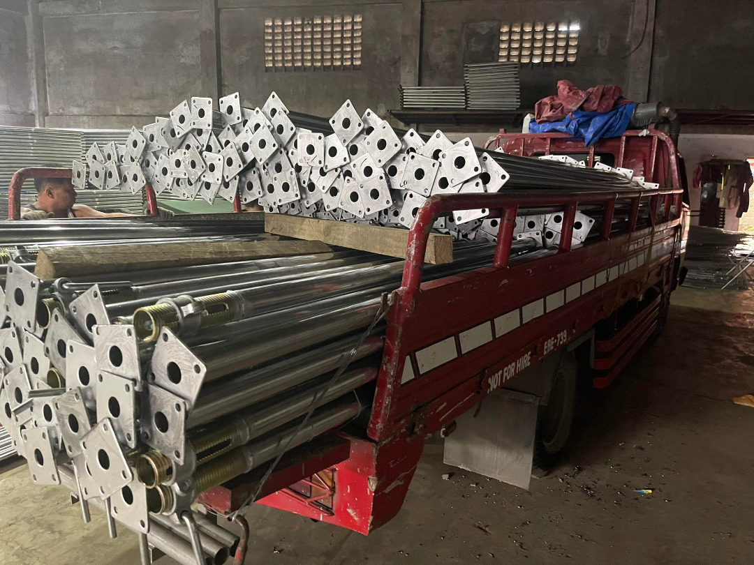 Shoring Jack | gi pipe | scaffolding | swivel clamp | fixed clamp | h ...