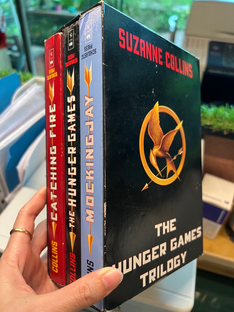 The hunger games (set 3 books), Hobbies & Toys, Books & Magazines ...