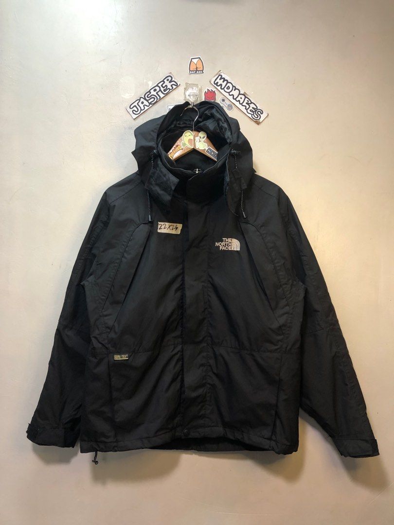 TNF GORE-TEX, Women's Fashion, Coats, Jackets and Outerwear on Carousell